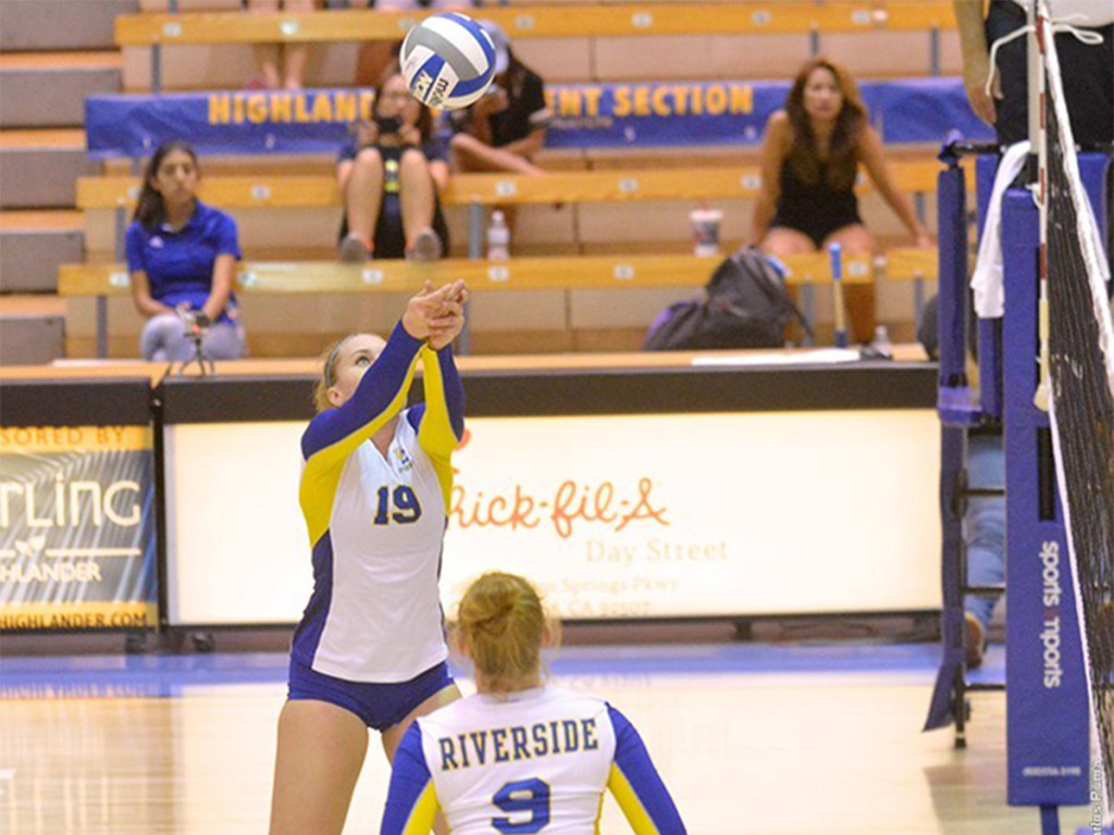 UCR volleyball fights hard, but not hard enough - Highlander