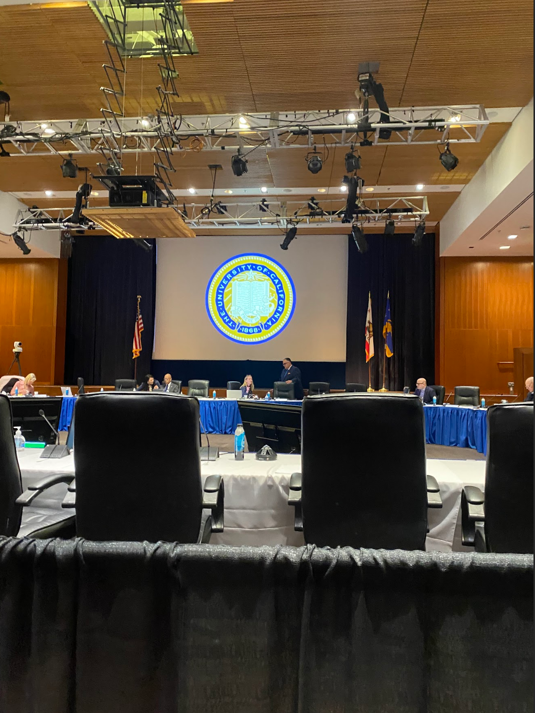 UC Regents suspends policy which would open opportunities for undocumented students - Highlander