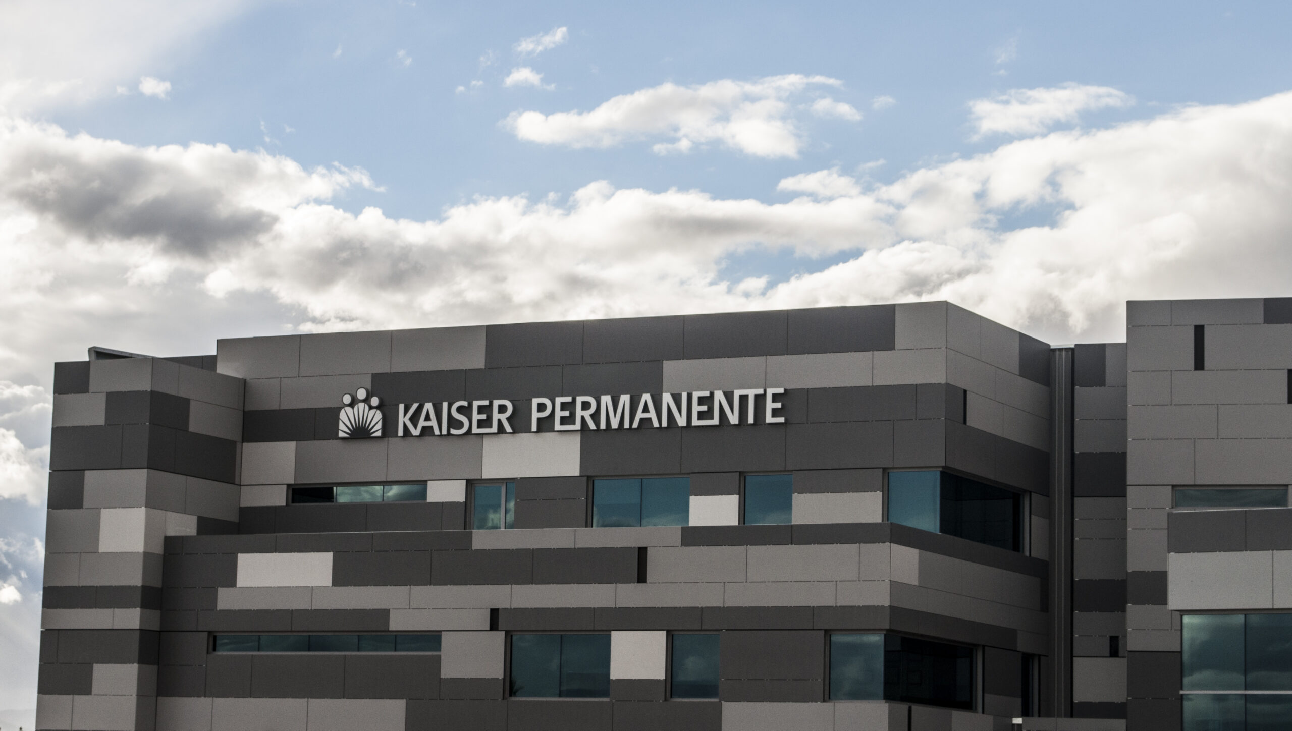 Supporting the Kaiser strike benefits everyone - The Highlander Newspaper