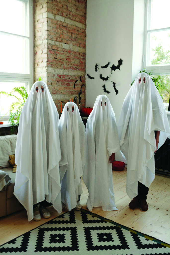 Halloween costumes you can make at home! - Highlander