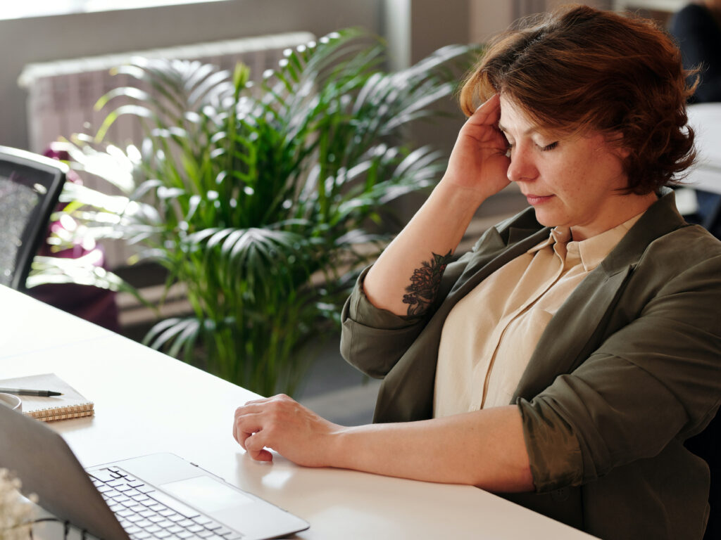 Omicron shows further proof that teachers are overworked and underpaid ...